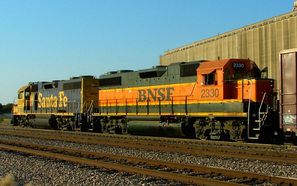 BNSF 2330